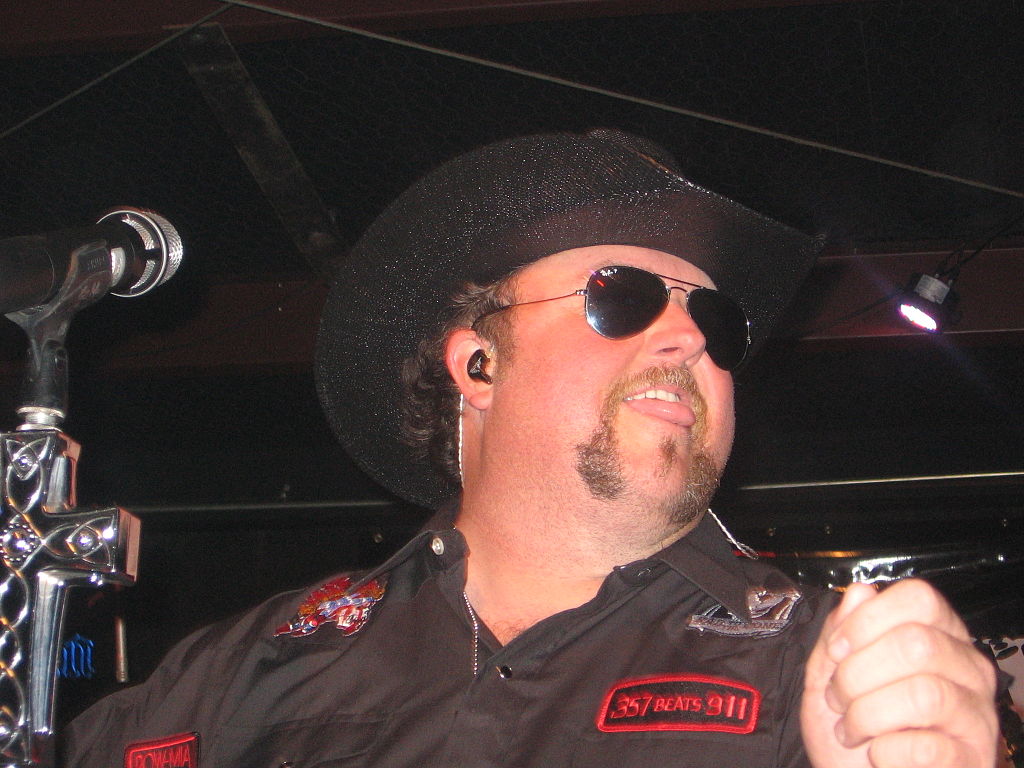 Country Star’s Astonishing Encounter With The Divine Revealed - United ...