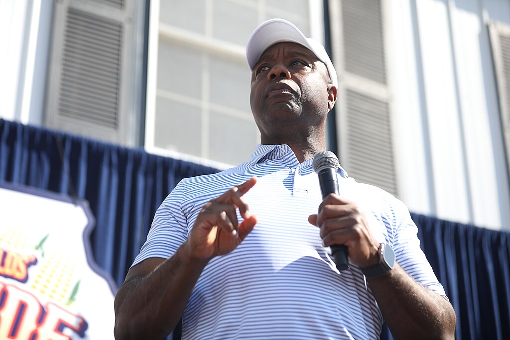 Senator Reminds Graduates Of Divine Guidance In Life's Journey - United ...